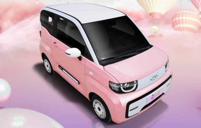 3 Door 4 Seater Electric Mini Car Chery QQ Ice Cream 20kw Mini Electric Vehicle