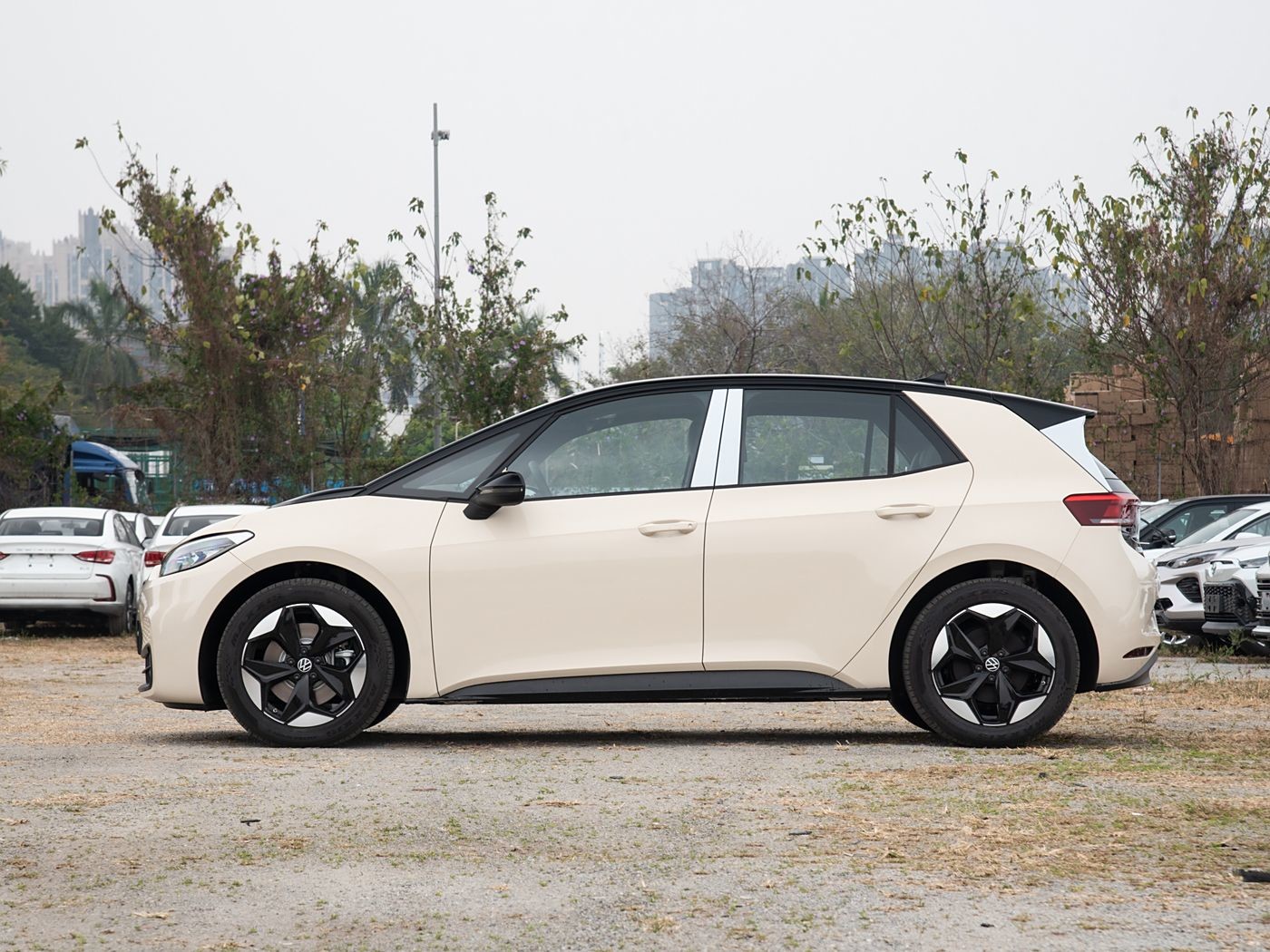 451km Range Volkswagen EV ID3 Electric Vehicle for and Powertrain 2025 ...